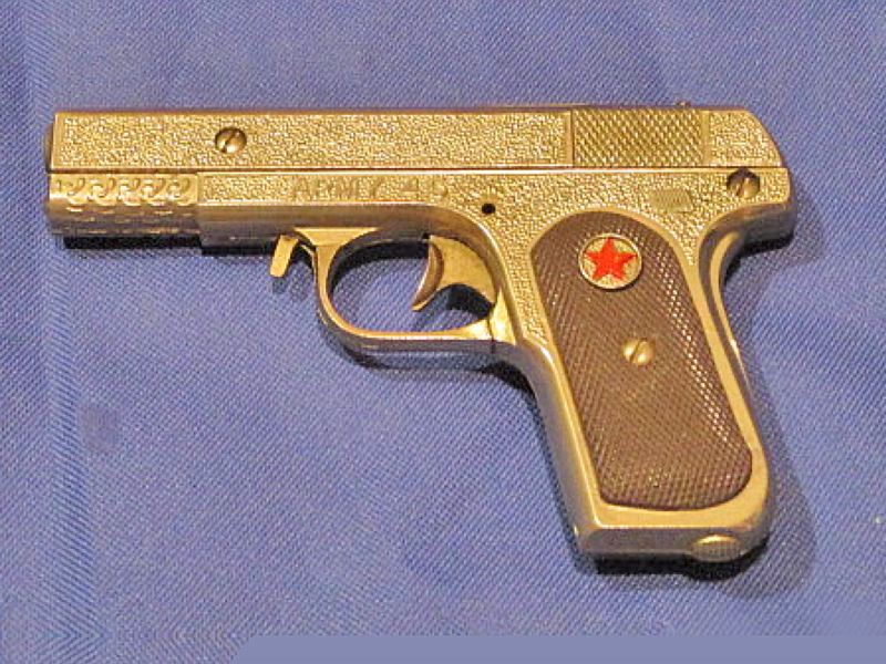 The Ten Gallon Hat - Cap Guns, Toys and Western Memorabilia